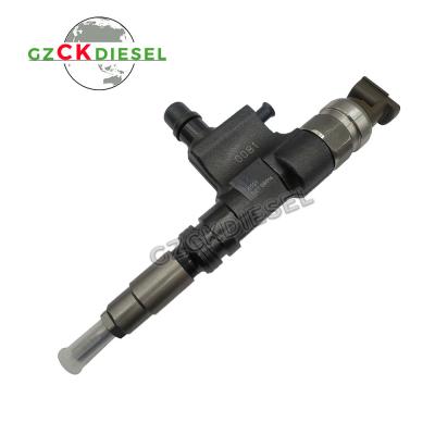 China Injetor de combustível 095000-6520 095000-6521 para motor N04C à venda