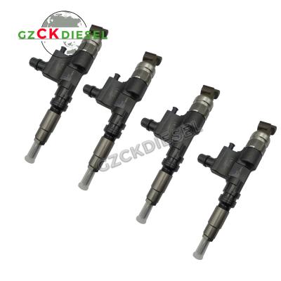 China Injetor de combustível 095000-6520 095000-6521 para motor N04C à venda