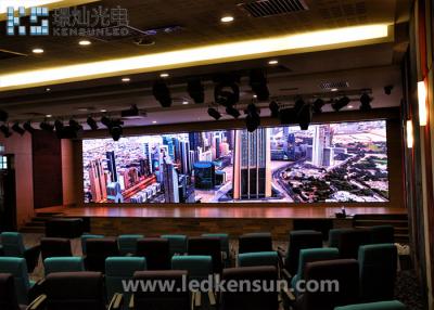 Cina Il colore pieno dell'interno professionale di RGB ha condotto il Governo 480mmx480mm dello schermo di visualizzazione P2.5 in vendita
