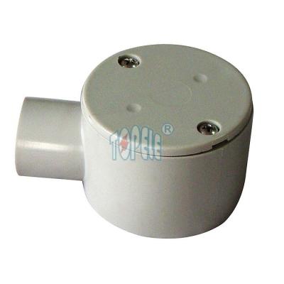 China Caja baja de Iunction de la caja de conexiones del PVC de las colocaciones impermeables del conducto en venta