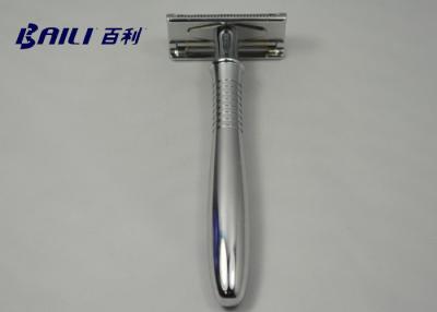 Cina 6 lame raddoppiano la maniglia parteggiata della lega del metallo del rasoio dell'argento del cromo del rasoio di sicurezza in vendita