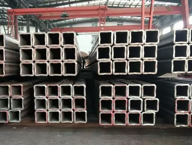 Carbon Steel Tube 20X20 30X30 50X50 Square Tube Carbon Pipe Square Hollow Steel Tube Sizes Iron Price Per Ton From China Pipe