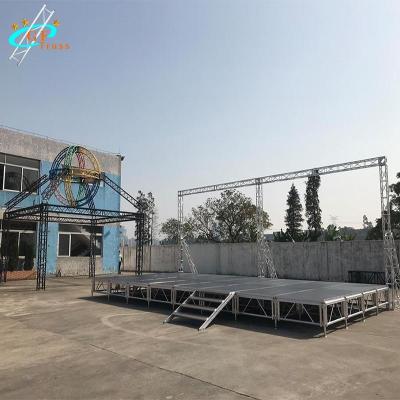 Chine plate-forme portative 4*8ft en aluminium d'étape de 4*4ft toute la taille de terrain ajustable à vendre