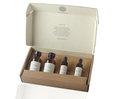 Cina Scatola di spedizione ISO Mailer Confezione regalo stampata personalizzata per cosmetici e prodotti per la cura della pelle in vendita