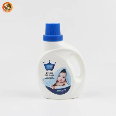 Cina PE Laundry Detergent Bottle With Concentrated Form For Professional Cleaning in vendita