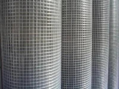 Cina 1/4 di 1/2 3/4 1 di cavo saldato a 2 pollici Mesh Galvanized For Fence in vendita