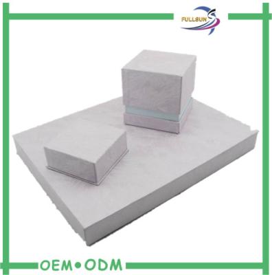 Cina Contenitori di regalo decorativi dei gioielli del cartone con cotone, contenitori d'imballaggio di gioielli in vendita