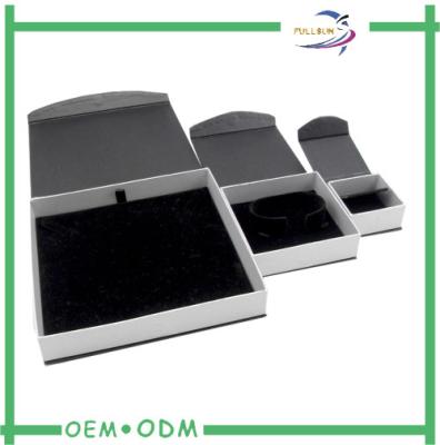 Cina Velluto nero unico di carta magnetico dei contenitori di regalo dei gioielli dentro in vendita
