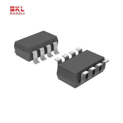 Cina Strumentazione ad alta velocità di operazione 200µV 15mA del pacchetto di IC Chips General Purpose SOT-23-8 dell'amplificatore di MAX9916EKA+T in vendita
