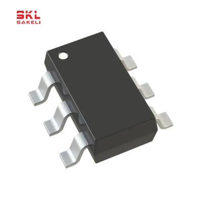 Cina ADA4851-1WYRJZ-R7 Amplificatore IC Chip Uso generico SOT-23-6 Package Circuito di retroazione tensione Rail-to-Rail 600µV in vendita