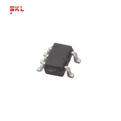 Cina Chip doppio di IC dell'amplificatore operazionale di CMOS della semplice alimentazione di MAX4073TAXK+T SC-70-5 in vendita