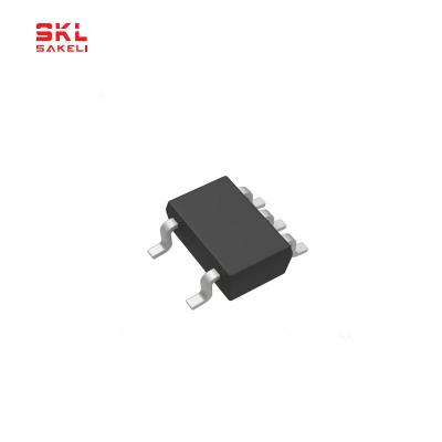 Cina Logica CMOS di Chip High-Speed del circuito integrato di SN74AHCT1G86DCKR in vendita