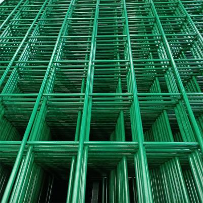 Good 4x4 Welded Wire Mesh Panel Chicken Cage with and Pvc Welded Wire Mesh Fence