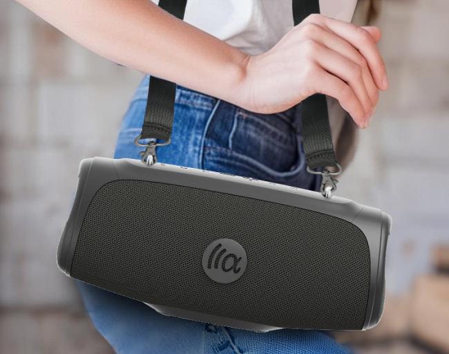 TAZATA BOOMBLAST MINI with detachable strap