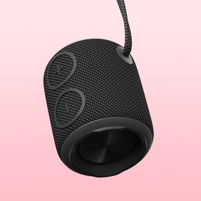 Cina Altoparlante Bluetooth senza fili con batteria da 2500 mAh per un tempo di gioco prolungato in vendita