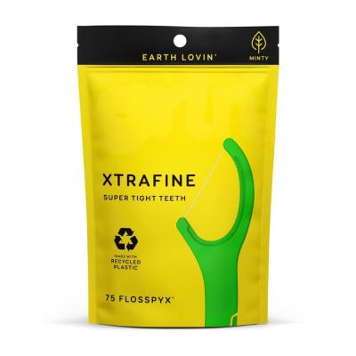 China Recycled Plastic Dental Flossers Picks 75 Count Minty Flavor For Super Tight Teeth for sale