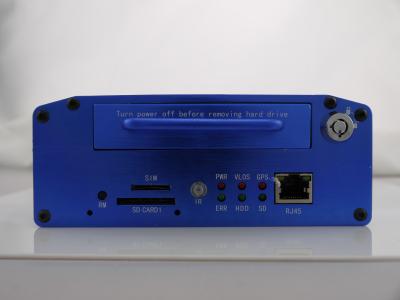 Cina Tempo reale LCD del cellulare DVR 32G di GPS, bus DVR con le spine 200mm x 130mm x 65mm di aviazione in vendita