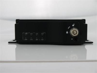 Cina D1 mini carta PIENA MDVR di deviazione standard del bus DVR 4CH con 3G WIFI GPS, cellulare DVR di HD in vendita
