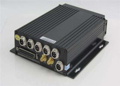 Cina Deviazione standard di GPS e Manica mobile/4 Manica del Talkback PTZ 1 di Manica pieno DVR di funzioni 4 del G-sensore in vendita