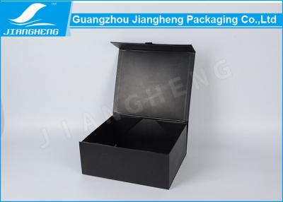 Cina Contenitori di imballaggio pieganti del cartone nero, scatola d'imballaggio magnetica rettangolare in vendita