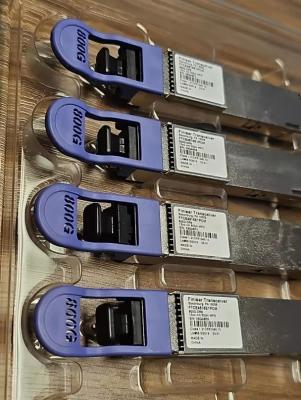 Китай Finisar QSFP-DD-800G-DR8 500M SMF MPO16 Параллельные оптические модули 100G Сетевой коммутатор 16-ядерная емкость 40G Скорость передачи данных 1310 нм продается