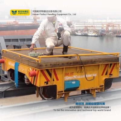 Cina Automobili di trasferimento resistenti motorizzate dell'attrezzatura da 10 tonnellate con la funzione rampicante in vendita