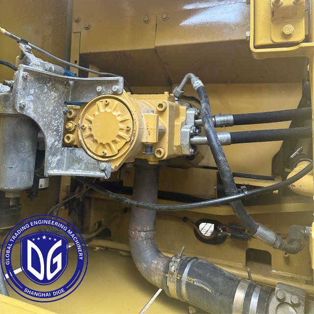 Caterpillar 330GC Excavator cabin interior