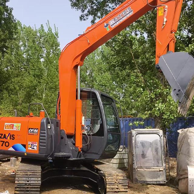 Hitachi ZX70 Excavator side view
