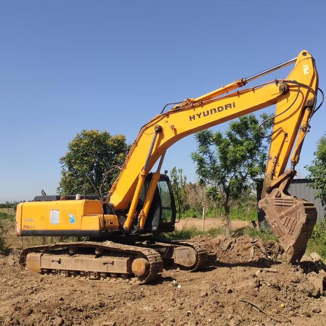 Used Hyundai 305 Excavator - Side View