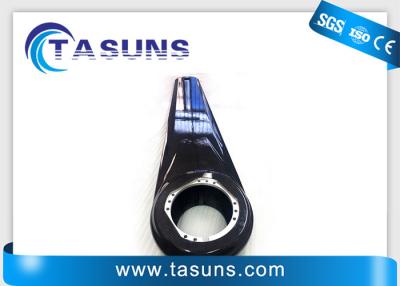 Chine Bielles brillantes mates/hautes de fibre de carbone pour des composants de voiture à vendre