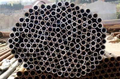 Cina Il tubo d'acciaio a 4 pollici di diametro basso ha saldato/la conclusione del giunto a dischi del tubo acciaio al carbonio in vendita