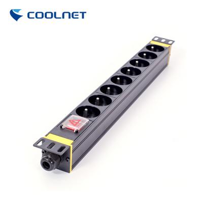 China 32A Current  50 / 60HZ PDU Power Distribution Unit With Aluminum Shell for sale