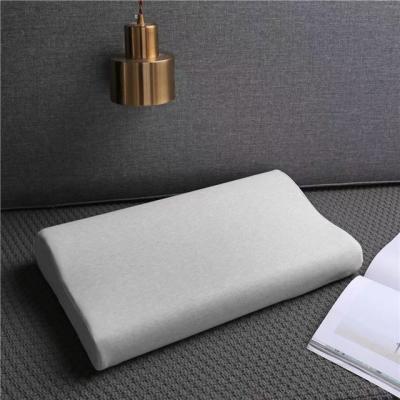 Cina Standard Size Memory Foam Cervical Pillow For Neck Pain in vendita