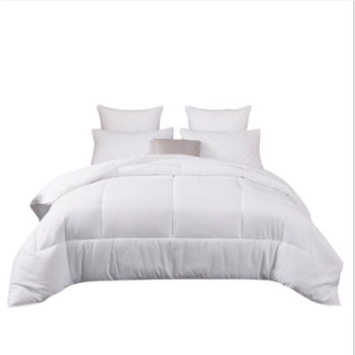 中国 Oasis amazon hot sale reversible polyester comforter 販売のため