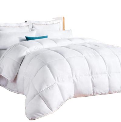 中国 Oasis Warm Fluffy Hypoallergenic Lightweight All Season Comforter 販売のため