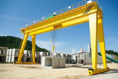 Cina Il sollevamento di pietra di marmo e del granito usa il doppio cavalletto Crane Heavy Duty della trave in vendita