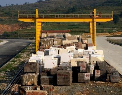 Cina Gru a cavalletto doppia di viaggio motorizzata della trave 40 tonnellate 50 tonnellate in vendita