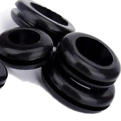 China Serviço de corte amarelo PVC Material de vedação de borracha Grommet Oval para desempenho de cabo à venda