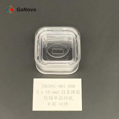 中国 5*10mm2 M表面Un-Doped Nタイプの支えがないGaNの単結晶の基質の抵抗< 0.05 Ω·cm力装置/レーザー 販売のため