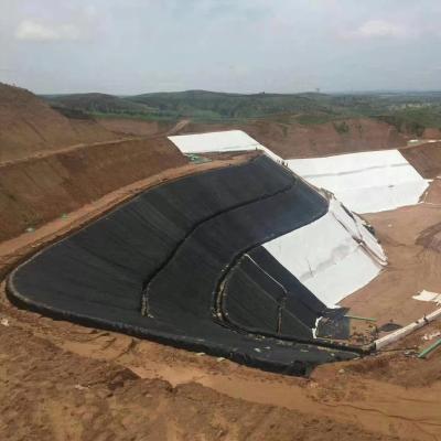 中国 埋立地のラインナー設計スタイル 1.5mm HDPE 地膜 ASTM GRI GM 13 規格 販売のため