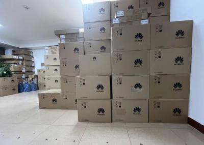 Китай 32K MAC адресная таблица 10/100/1000Mbps Скорость передачи S5731-S24P4X PoE сетевой переключатель для требований клиентов продается