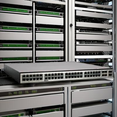中国 CE6881-48T6CQ-B CloudEngine 6881 シリーズ 48 ポート 10GE 6 100G QSFP28 スイッチ SNMP 機能を含むネットワーク管理 販売のため
