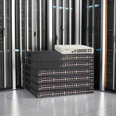 Chine Commutateur Ruckus Commutateur Ethernet PoE à 24 ports avec 2x10 GBE Uplinks Solution de mise en réseau de ports de console SNMP QoS RJ45 à vendre