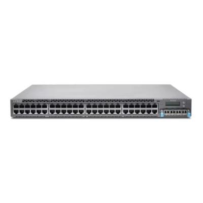 Chine 48x25G 8x100G QFX5120 Commutateur de réseau Capacité de commutateur personnalisable / QFX5120-48Y-AFO2 original à vendre