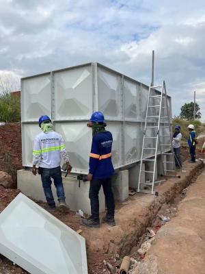 Chine Réservoir d'eau sectionnel de 200 m3 GRP Frp au Kenya Réservoirs d'eau de lutte contre les incendies à vendre