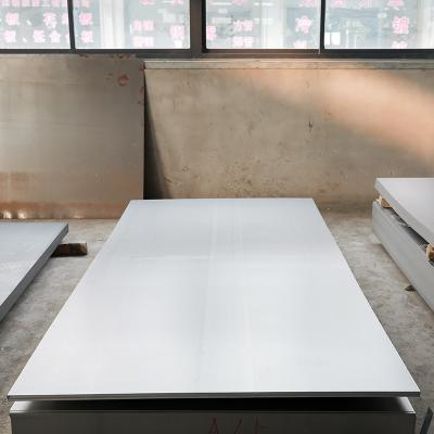Chine Q235 a peint la tôle d'acier galvanisée aucune immersion chaude 0.35mm 270g/M2 de paillettes à vendre