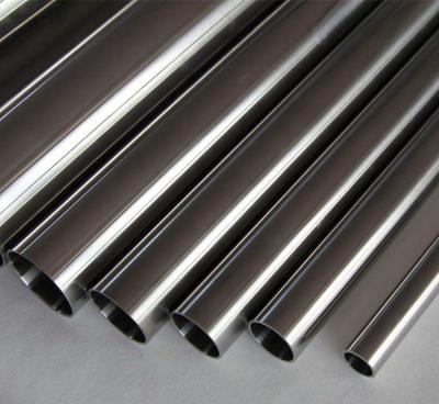 Chine Les solides solubles sans couture sifflent en rond 304 tuyauterie sanitaire de catégorie comestible de tuyauterie d'acier inoxydable de 8 pouces à vendre