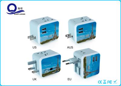 中国 5V 2.4A USBポートの1個のUSB普遍的な力旅行アダプターのすべては二倍になります 販売のため