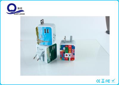 Cina L'adattatore elettrico internazionale di potere di USB con 5V 2.4A si raddoppia porta USB per Samsung S5 in vendita