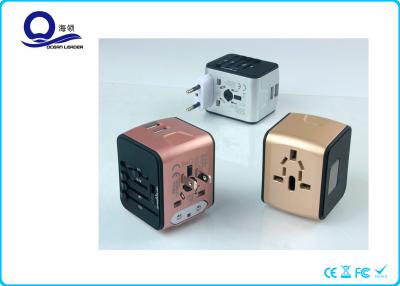 Cina Adattatore di potere di USB della spina del Regno Unito/AUS/U.S.A., adattatore elettrico dello sbocco del Usb del portatile in vendita